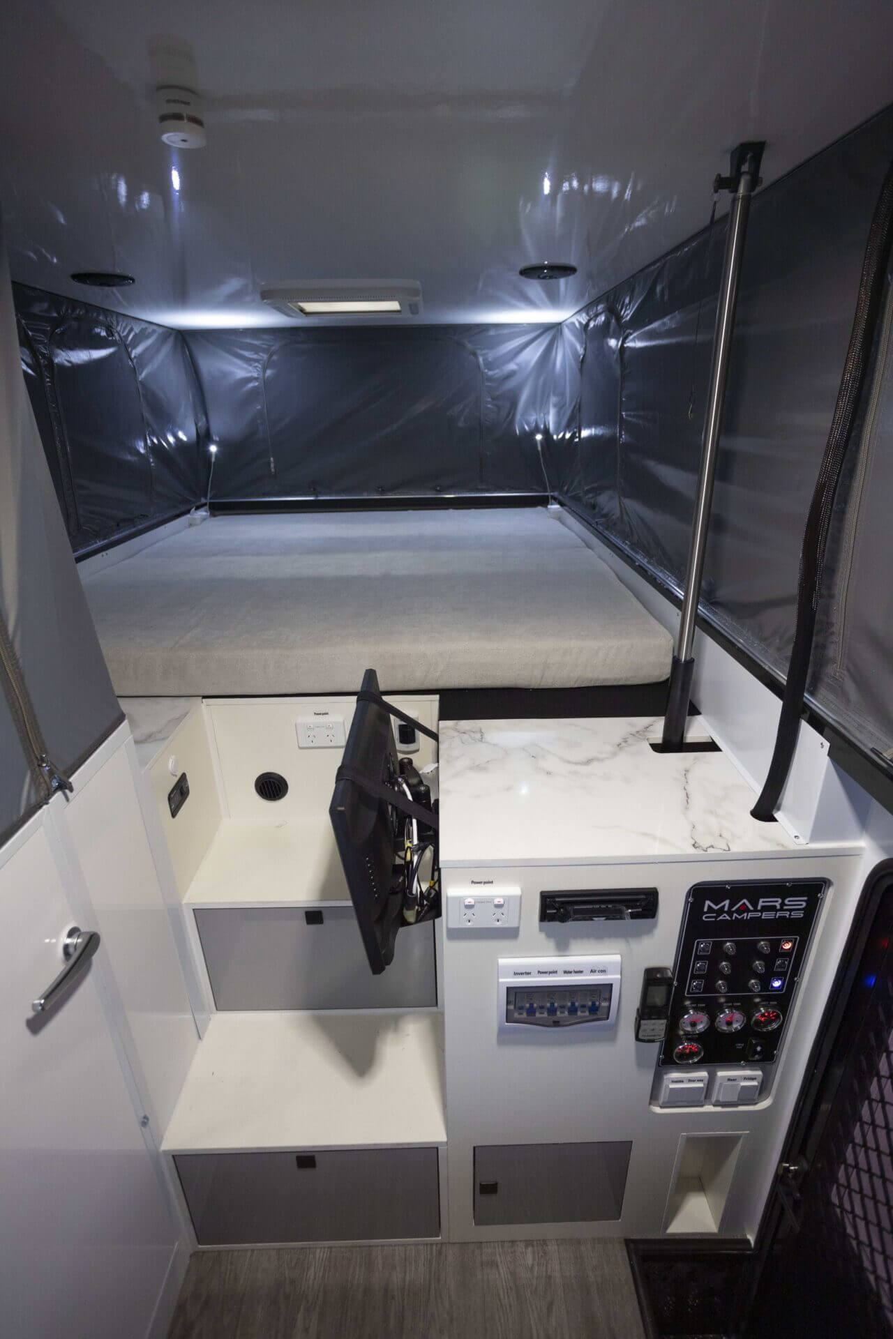 Ranger X Family MK II Hybrid Caravan | Mars Campers