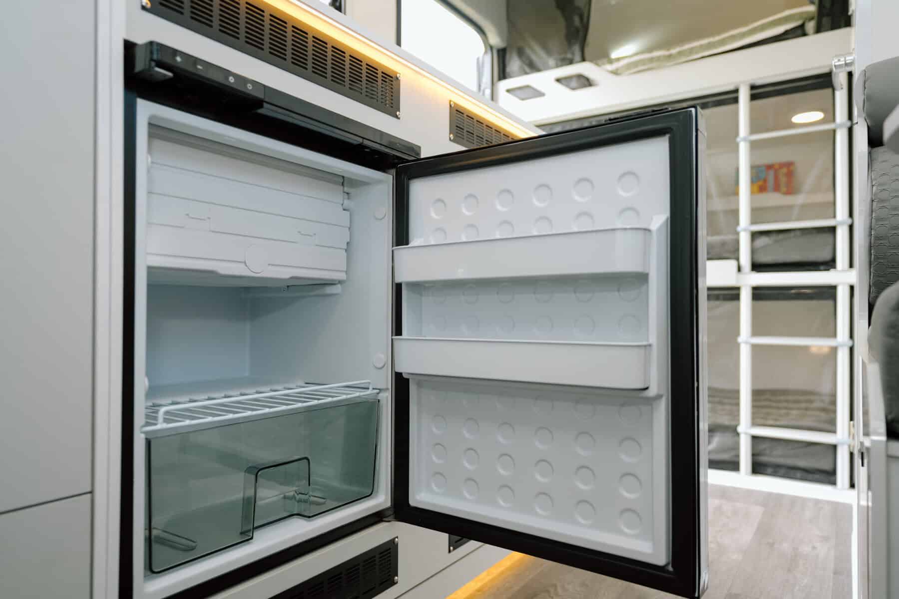 15ft. Family Off Road Caravan w/ Triple Bunks | Mars 15 Elite Triple ...